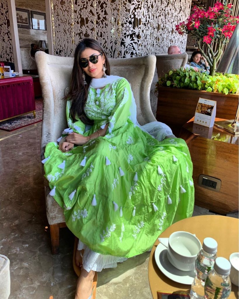 20 Amazing Photographs of Mouni Roy that can keep you glued