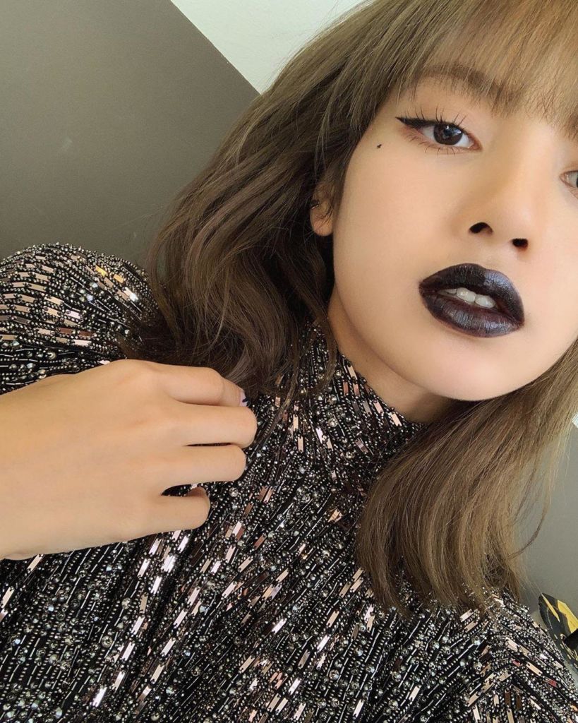 Kpop sensation BlackPink set bold and beautiful make-up trends